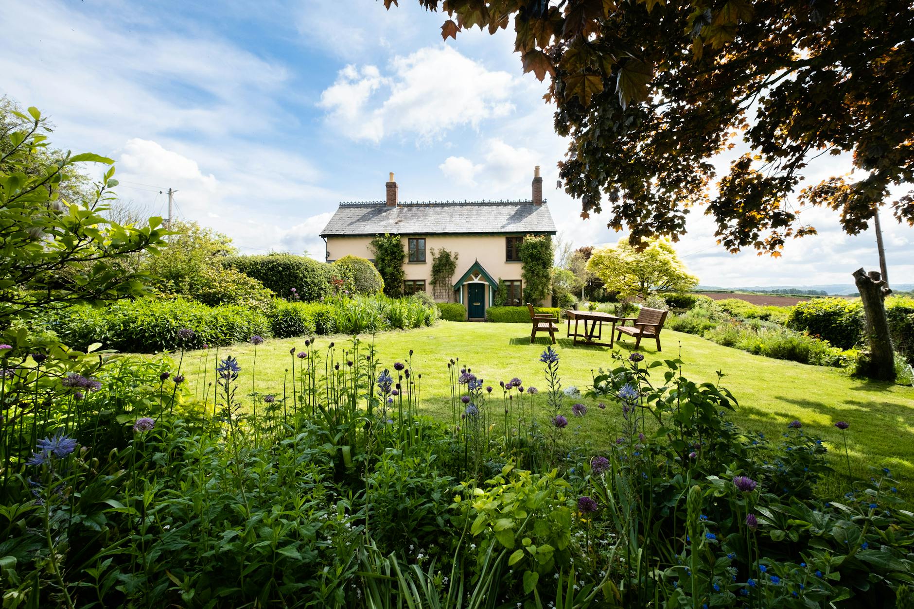 The Complete Cotswolds Travel Guide (2026) | Cotswolds Tourism